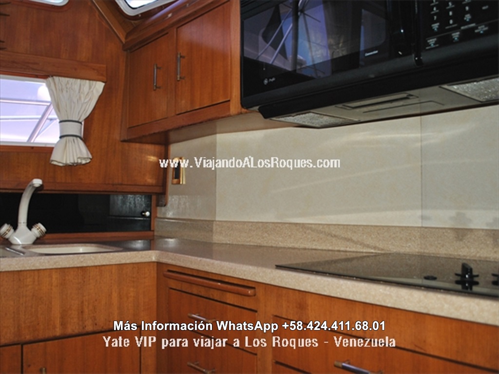 Alquiler y Alojamiento en Yates / Yachts en Los Roques Venezuela con ...